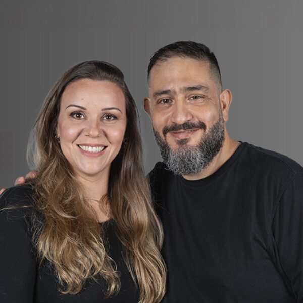 Como Flechas - Luciano e Kelly Subirá - Orvalho.com | Luciano Subirá ...